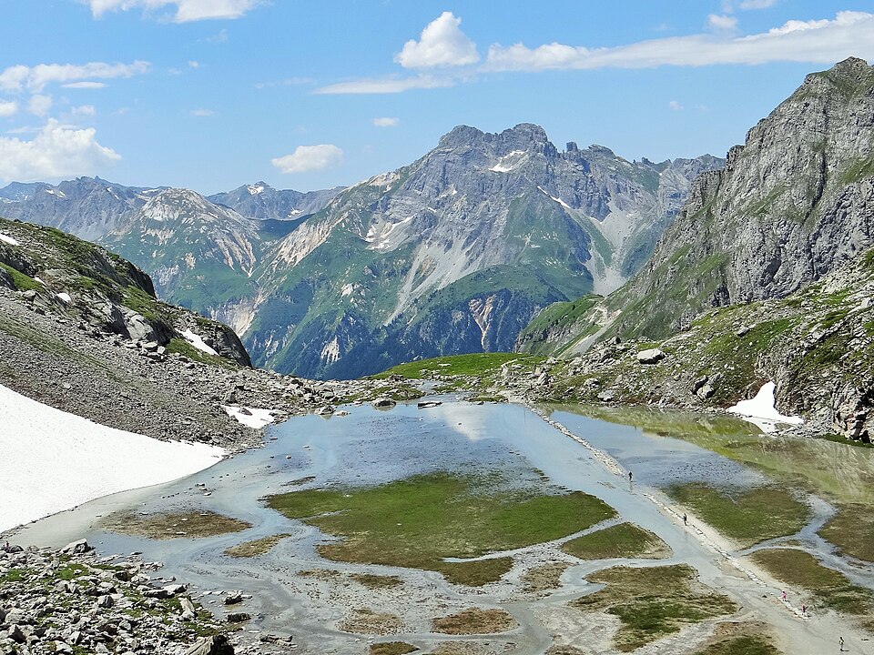 Lac des Vaches Hiking guide: Refuge du Col de la Vanoise Loop - Peak Hikes